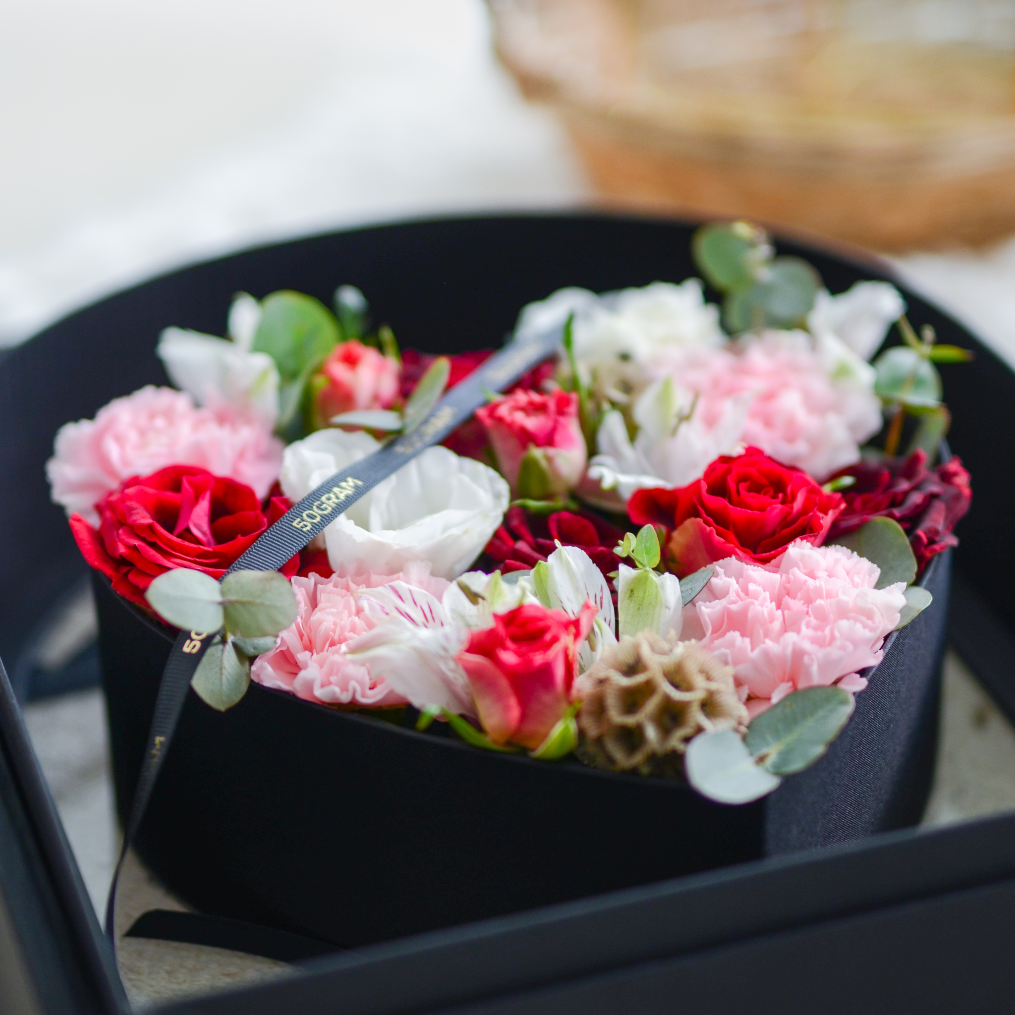 50Gram Flower Shop's Elegant Flower Boxes: Delivering Smiles Across The ...