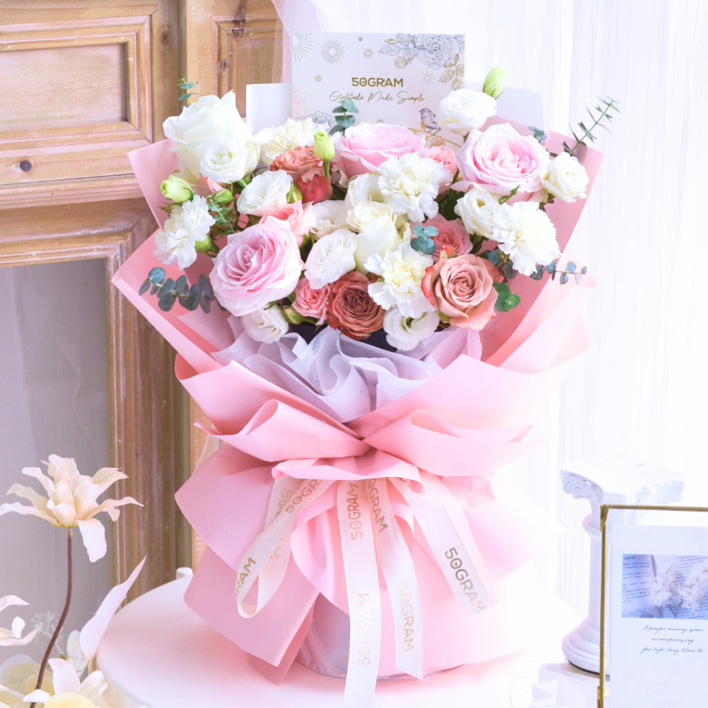 Love Bonds Pink Roses Hand Bouquet | Free Delivery KL & PJ